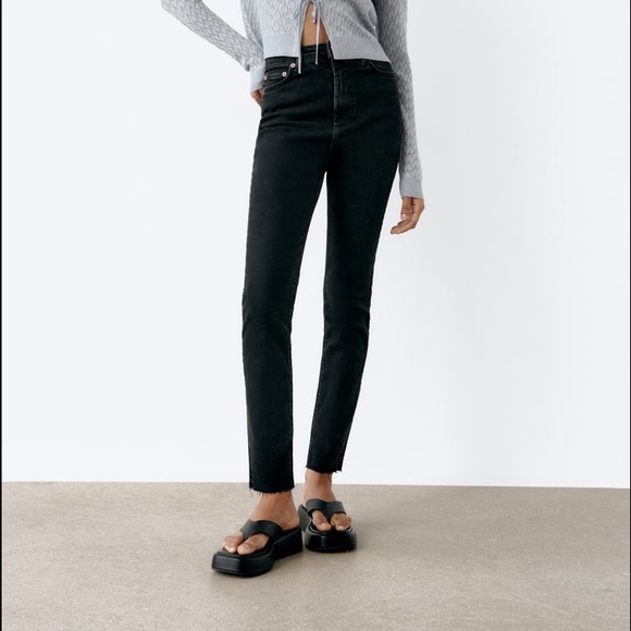 Zara | Jeans | Slim Fit Skinny Leg High Rise Power Stretch Fabric Zw ...